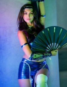 Featured Cosplayer: Rachel Pizzolato - Comics Illustrated